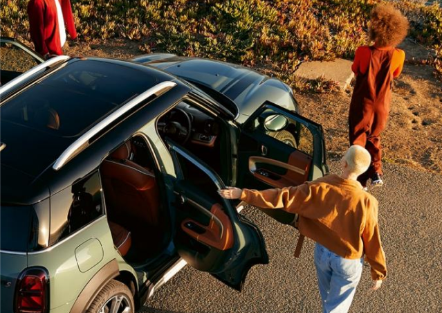 Snows Portsmouth | Authorised MINI Retailer